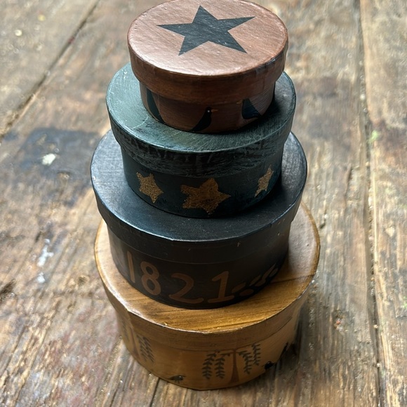 Accents | Set Of 4 Folk Art Primitive Colonial Stacking Nesting Boxes ...